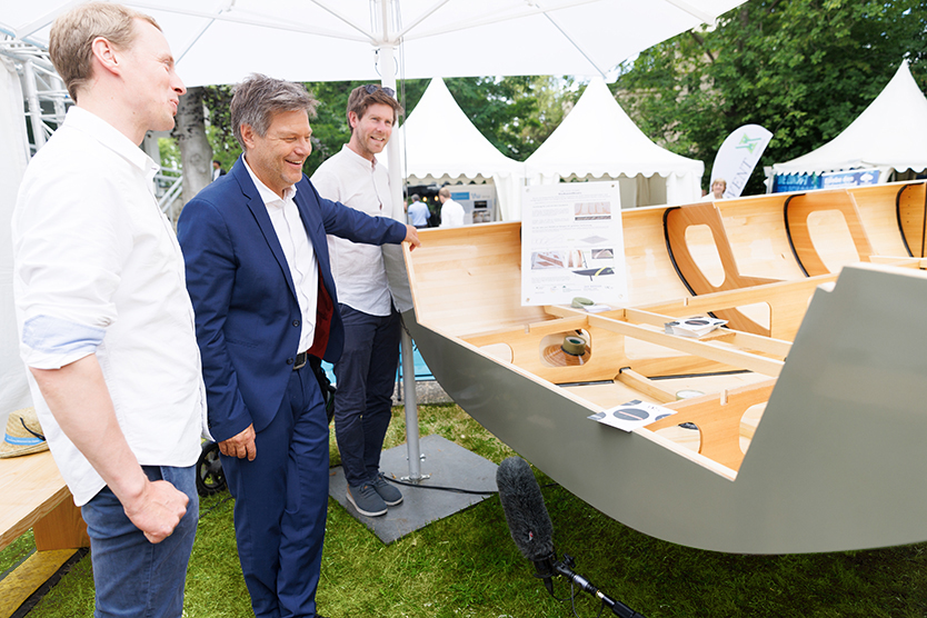 Robert Habeck beim Innovationstag Mittelstand des BMWK 2024 : AiF Projekt GmbH